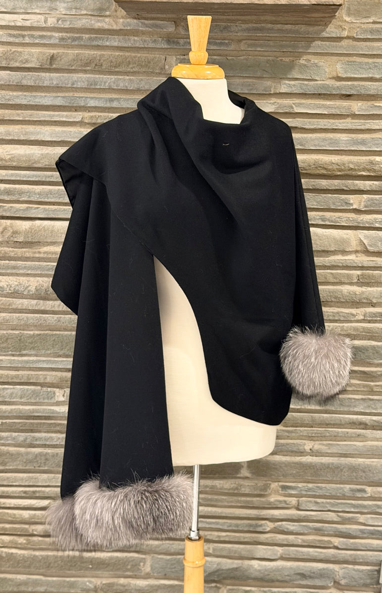 Etria One Arm Wrap in Loro Piana 100 % Cashmere with Indigo Fox Fur ...