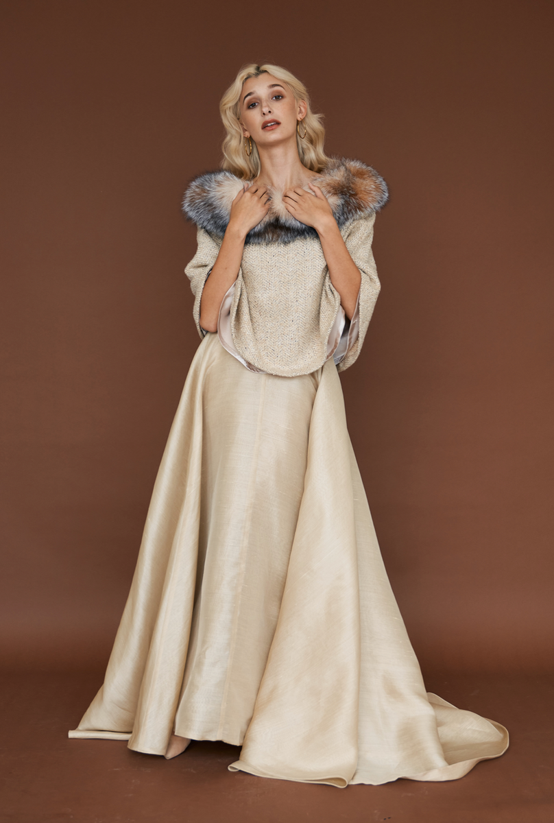 Carolina Capelet Grand herringbone tweed with gold lurex and crystal f ...